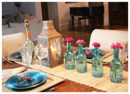 Turquoise Table Setting Perfect For Spring Dinner